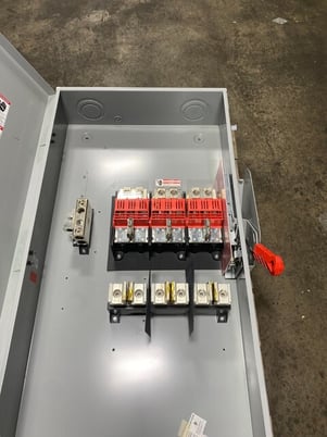 400 Amp. Siemens, GF325NA, Safety Disconnect Switch, 400A, 3 Pole, 240 ...