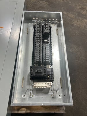 225 Amp. General Electric, AQF3422AB, Panelboard, A Series II, 208Y/120 ...