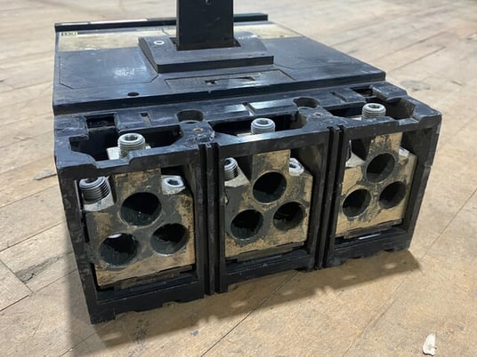 800 Amps, Square D, MH36800, I-Line Circuit Breaker, 600V 3P 3PH MH 800 ...