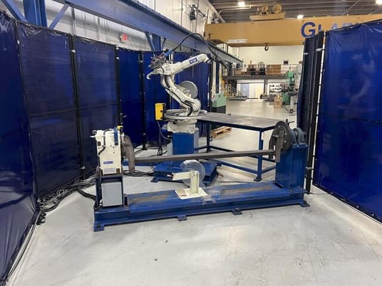 OTC, FD-V6, robot welding cell, Daihen FD11 CNC controls, 6-Axis, WB ...