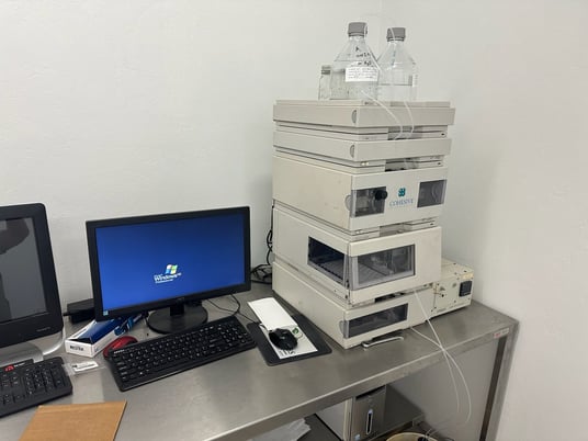 Agilent #1100-HPLC System, w/ Restek Raptor Columns, currently set up ...