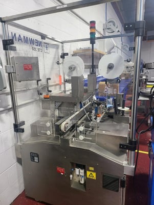 Newman #CTE-350, Tamper Evident Automatic Carton Labeler, 350 CPM, 230V ...