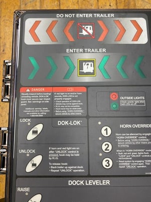 Control Panel Box Dock Leveler Safety System, Rite-Hite #DOK-COMMANDER ...