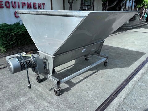 50 cu.ft. Stainless Steel hopper w/horizontal auger discharge including ...