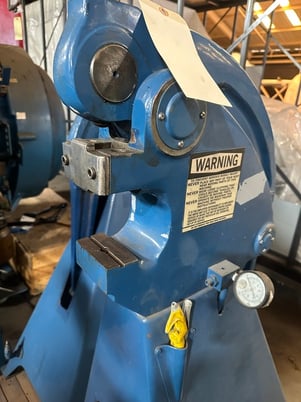 Marchant #4A, Sheet Metal Shrinking Stretching Machine, 4" throat depth ...