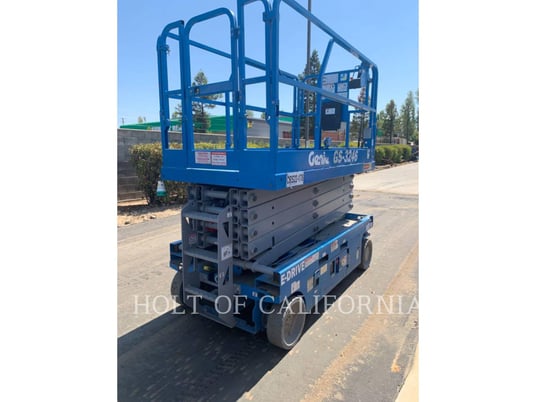 Genie Industries SCISSOR32E, Lift Scissor, 62 hours, S/N: GS46P-202577 ...