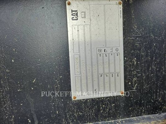 Cat 9" CRIBBING BUCKET 2.1 CYD, 49" LONG, Backhoe Loader, S/N: BK4684 ...