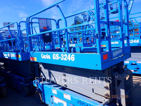 Genie Industries 3246E, Lift Scissor, 178 hours, S/N: GS46P-147584 ...