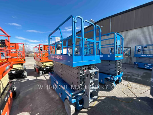 Genie Industries GS4046, Lift Scissor, 26 hours, S/N: GS46P-206498 ...