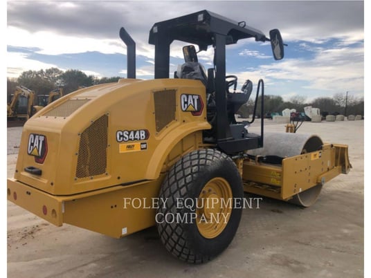 Caterpillar CS44B, Compactor, 247 hours, S/N: 4G300924, 2023 for Sale ...
