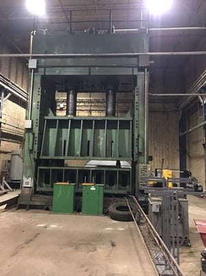 700 Ton, Verson #700-HD-2-144T, hydraulic press, 42" stroke, 87 ...