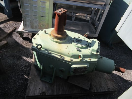 160 HP @ 1750 RPM, Amarillo #A32, right angle fan drive, 7.89:1 Ratio ...