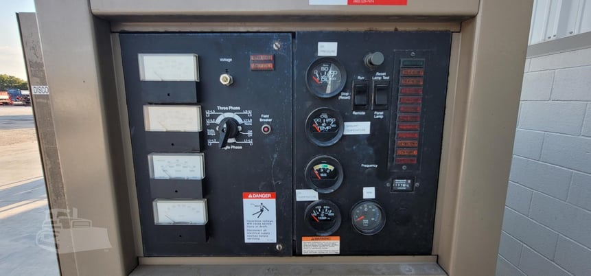 300 KW Cummins #NTA855, diesel generator set, 3-phase, 189 hours for ...