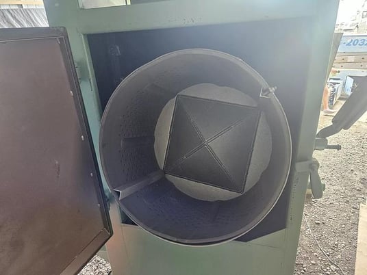 1.5 cu.ft. Goff, barrel blast, 3 HP Direct Drive blast wheel, like new ...