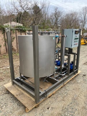 150 gallon Bran Luebbe, additive injection system, 36" dia. x 36 ...