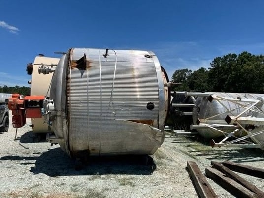 4600 gallon Alloy Fabricators, Stainless Steel jacketed mix tank ...