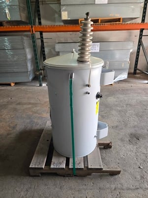 75 KVA 14400/8320x13200/22860 Primary 120 Secondary, Transformer pole ...