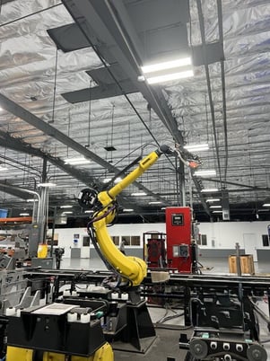 Fanuc, ArcMate 120iD, with TIG shielding kit (only few hours on it ...