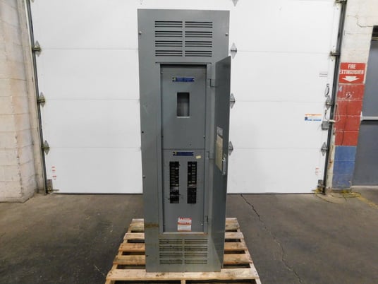 400 Amp. Square D, NQ0D430L400, panelboard, 120/208 Volts, 3 phase, 4 ...