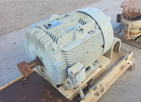 125 HP 3570 RPM Siemens, Frame 444TS, TEFC, 1.15 service factor, 460 ...