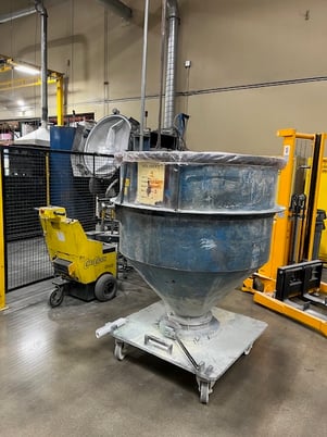 Matcon 1000 Liter Change Can Mixer 5 Bowls for Sale | Surplus Record