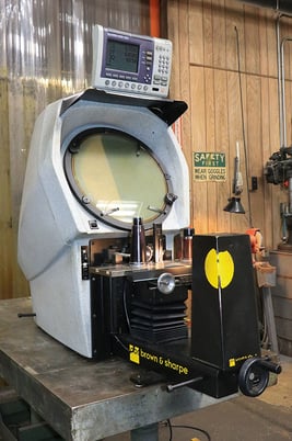 14" Brown & Sharpe #6550-Series, horizontal bench type optical ...