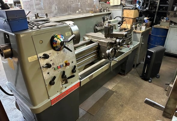 15" x 50" Clausing #1550, engine lathe, 3-jaw 12" chuck, inch/metric ...