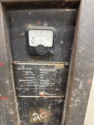 Power Flow #2200, battery charger, 3AMPS, 12V for Sale | Surplus Record