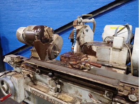 4" x 18" Brown & Sharpe #5, automatic cycle plain cylindrical grinder ...