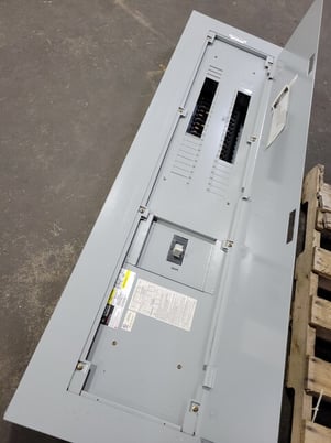 400 Amp. General Electric, AEF3424DBX AXB7 A Series II, Panelboard ...