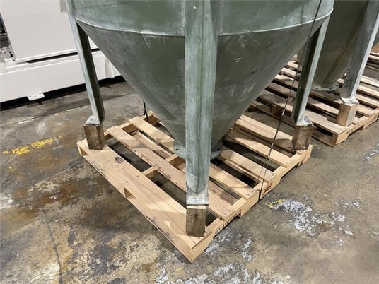 Smoot, Surge Hopper, 30 cu.ft. capacity, 48" diameter Hopper, 3 ...