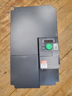 20 HP Schneider Electric, ATV320D15N4C, Variable Speed Drive, 15KW, 3PH ...