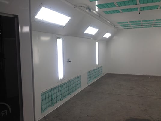 DELTA AUTOMOTIVE SPRAY BOOTH For Sale | Surplus Record