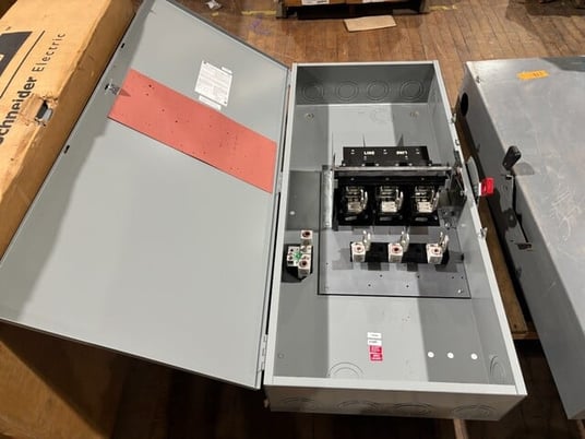 400 Amp. Eaton, TH4325, Fusible Safety Disconnect Switch, 240V 3P 3PH ...