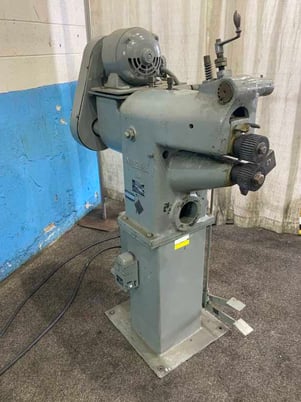 No. 180 Niagara, forming machine, 18-12 gauge, 12" throat, foot pedal ...