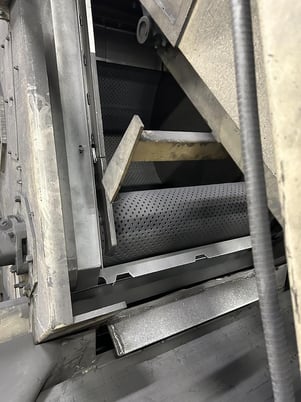 22 cu.ft. Metfin, rubber belt tumblast, 30 HP large direct drive wheel ...