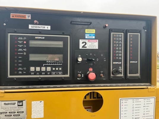 1500 KW Caterpillar #3512B, diesel generator set, 480 Volts, 925 hours ...