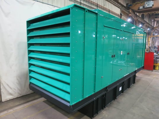 750 KW Cummins #DQCB, diesel generator set, 277/480 Volts, 1220 HP ...