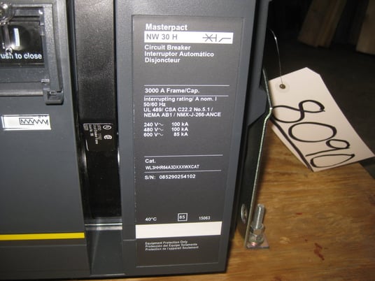 3000 Amps, Square D, MasterPact NW 30 H, manually operated ...
