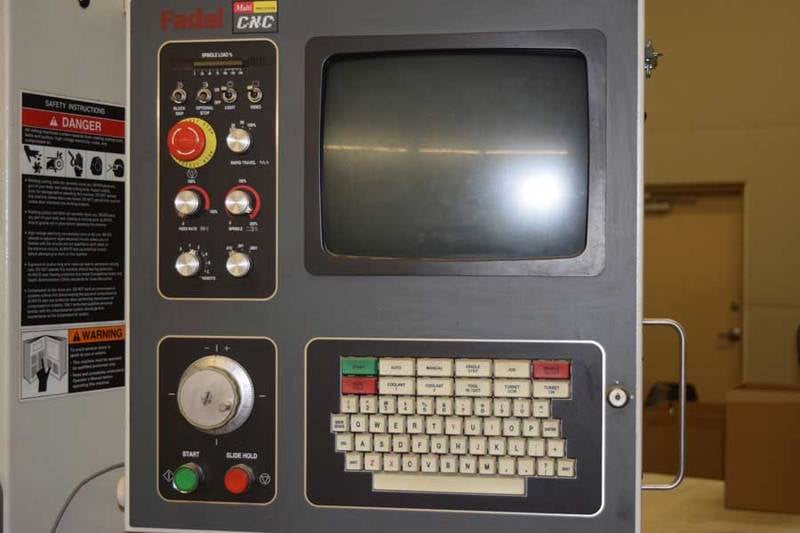 Fadal #VMC3016L, 32MP Control, 30" X, 16" Y, 20" Z, 7500 RPM,15 HP ...