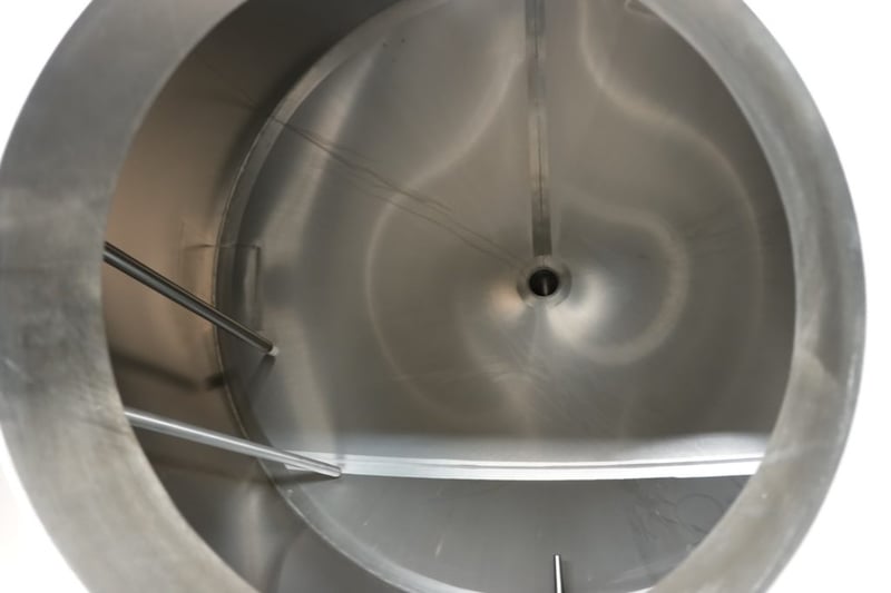 1000 gallon Apache, 316 Stainless Steel, insulated single wall storage ...