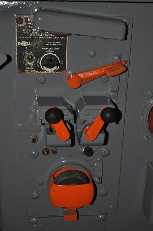 36" x 12" DoAll #V36, vertical bandsaw, 30-1/2" x30" tilting table ...