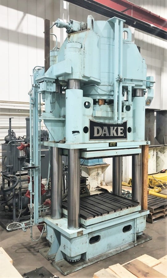 400 Ton, Dake 4-post molding, 20 stroke, 48" x 36" bed, 1988, #4000 for ...