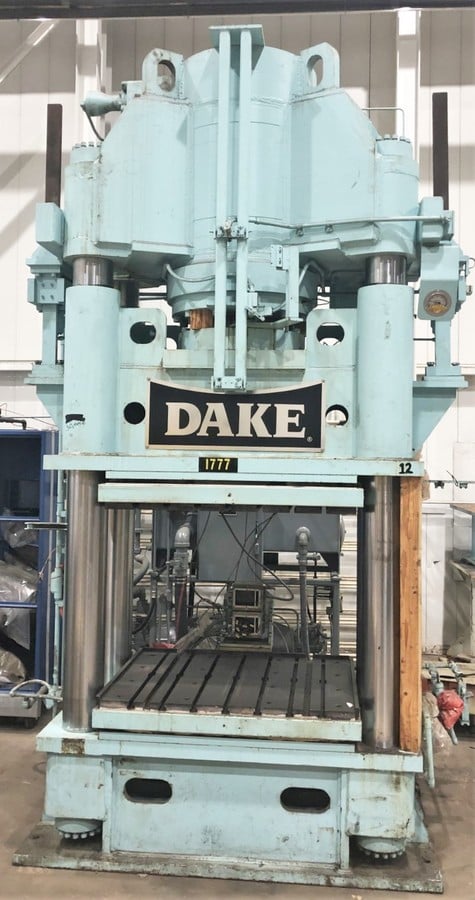 400 Ton, Dake 4-post molding, 20 stroke, 48" x 36" bed, 1988, #4000 for ...