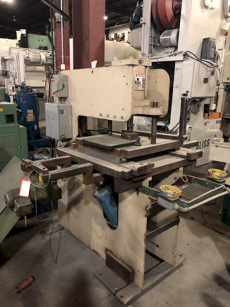 Fredrich Wing Bender, 31" x34-1/2" panel, air operated, palm buttons ...