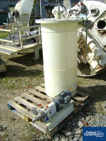 APV, Stainless Steel circulation pump w/approx. 100 liter plastic hold ...