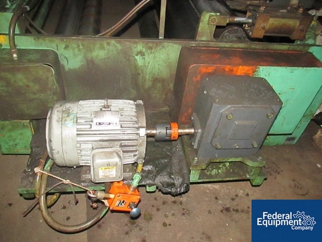 Post Gusseter, 204" L rolls, 4-slit seals, with collapsers, 5 HP, 230/ ...