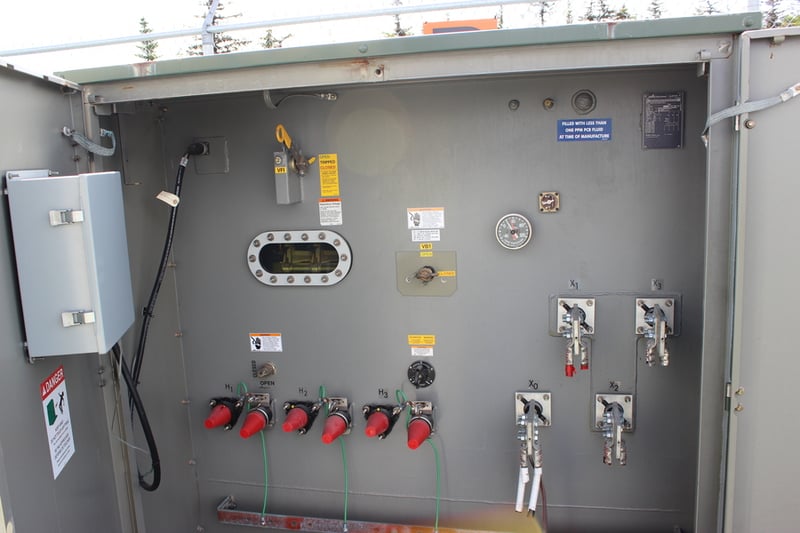 500 KVA 12470 Delta Primary, 208Y/120 Secondary, Cooper, padmount ...