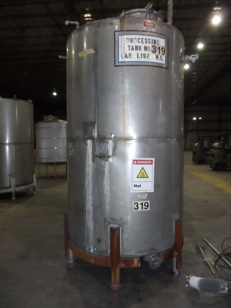 1000 gallon Stainless Steel vertical tank, 56" dia. x 96" straight side ...
