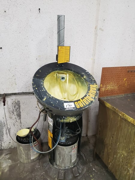 Safety Kleen #1077, paint gun washer, 19-1/4" x 20" x 9" sink, 7 liter ...